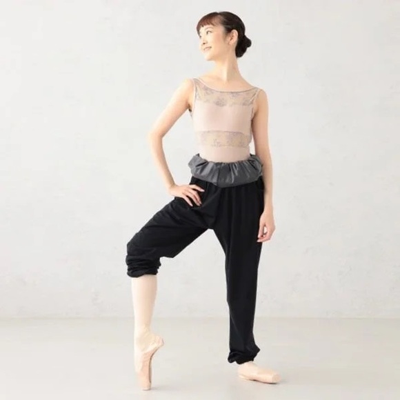 chacott | Pants & Jumpsuits | Nwt Chacott Silentshot Sauna Long One ...